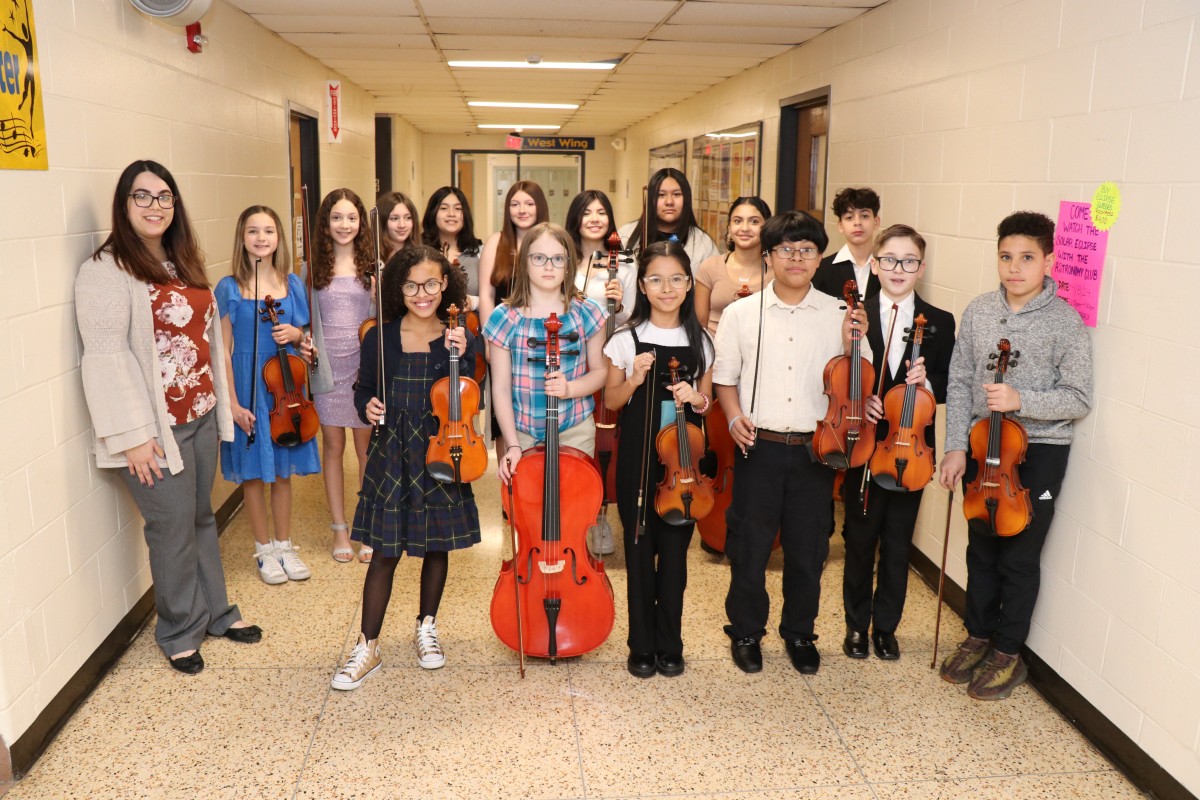 200 Student Musicians Perform in All District Music Festival- News - NECSD